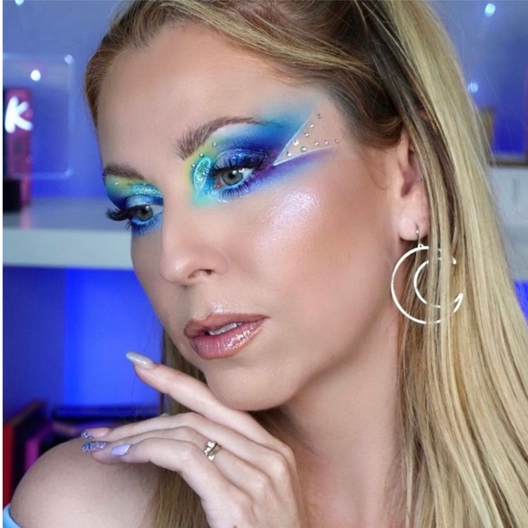 COSMIC BRUSHES | Makeup | Newcosmic Brushes Delights Palette | Poshmark